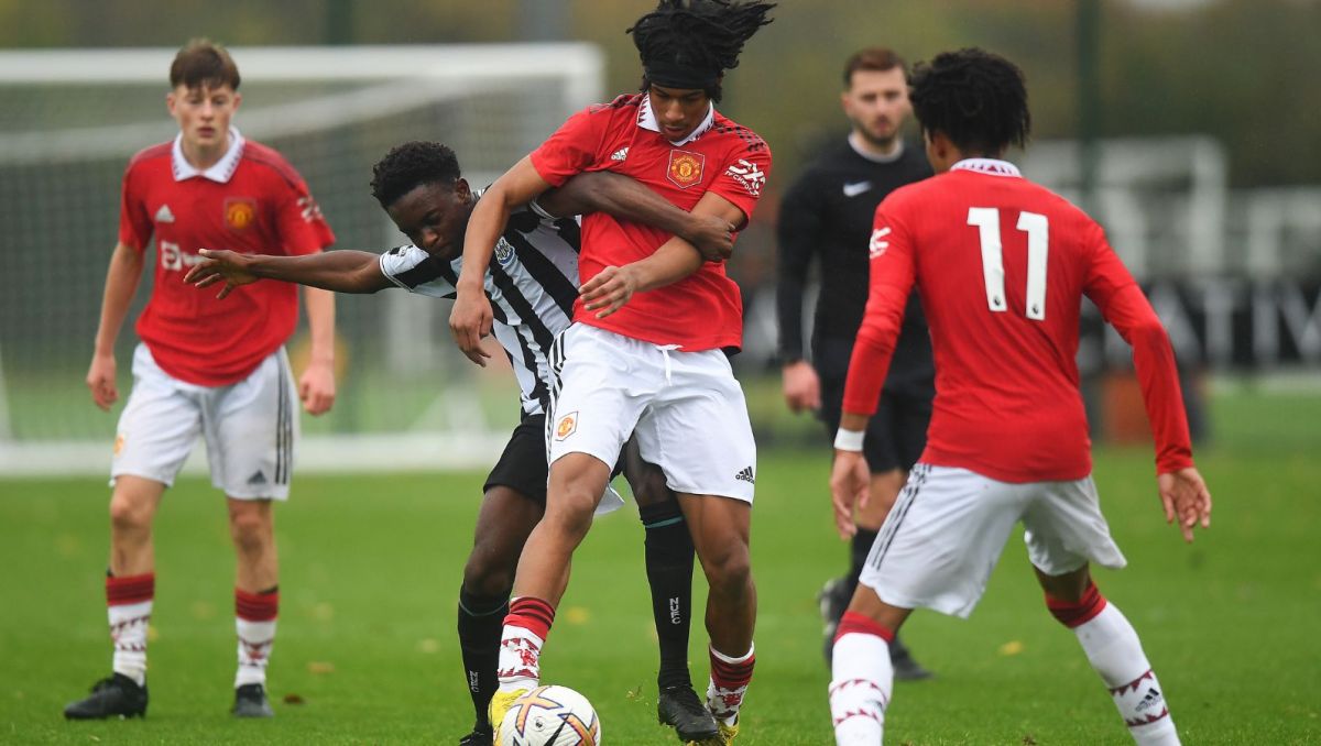 Premier League. Maximilian Oyedele na zgrupowaniu Manchesteru United ...