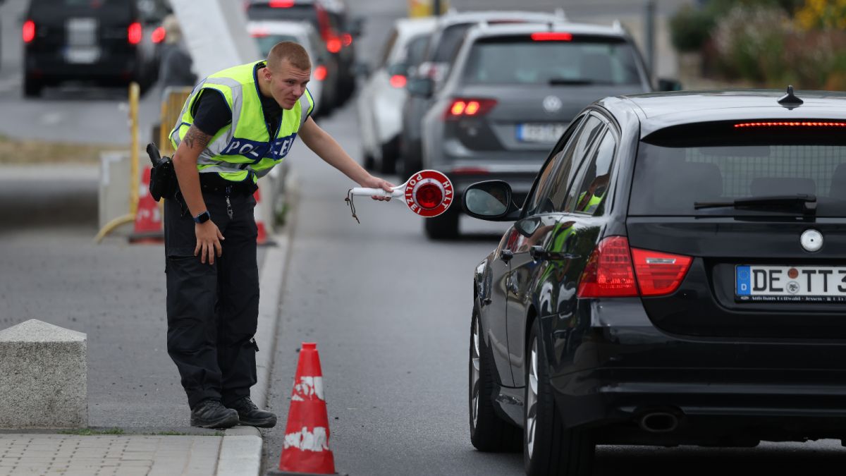 Germany extends Polish border checks by six months