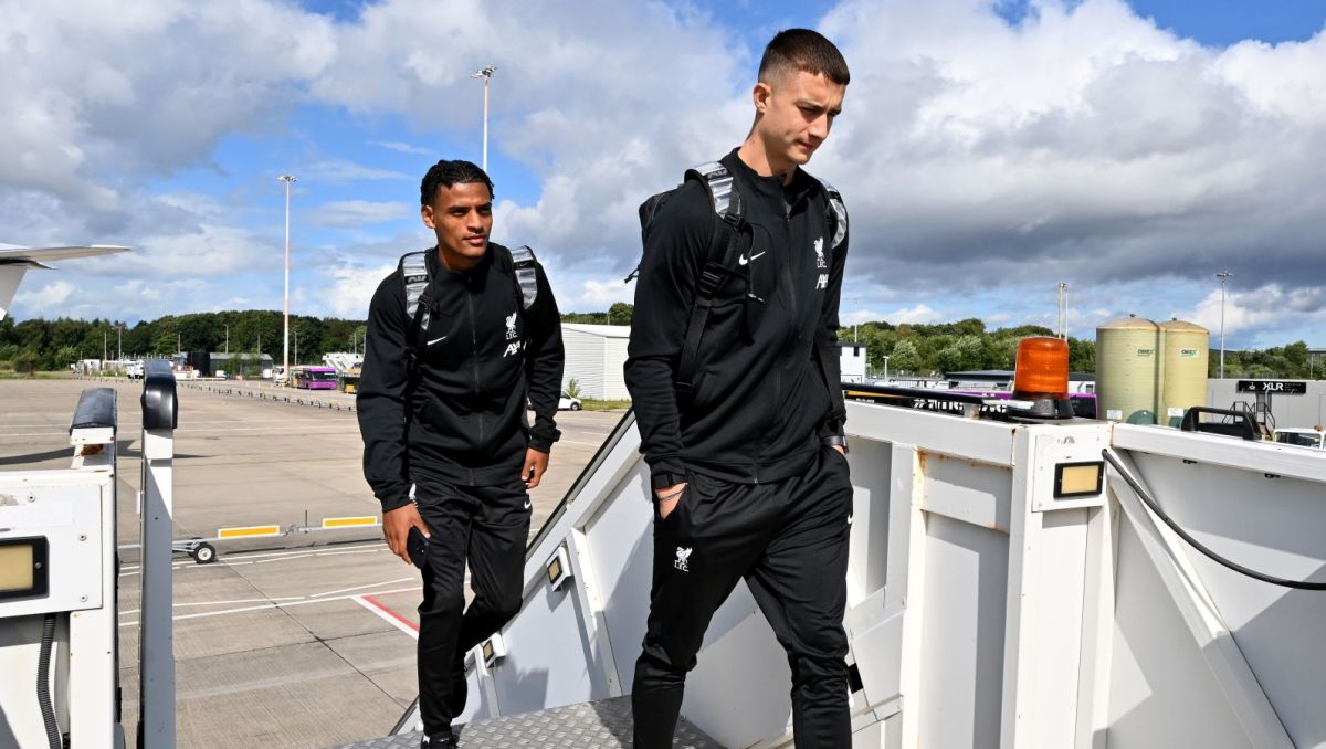 Premier League. Liverpool i Fabian Mrozek. Polak przygotowuje się z ...