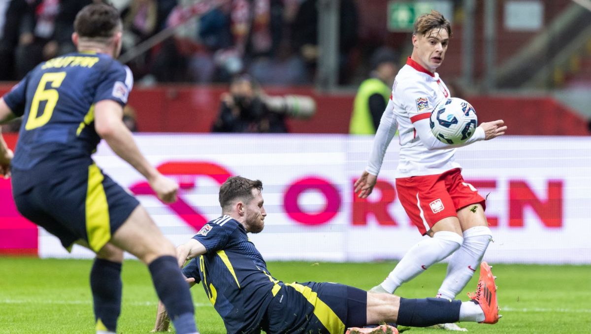 Rzut karny dla reprezentacji Polski w meczu ze Szkocją? Za takie ...