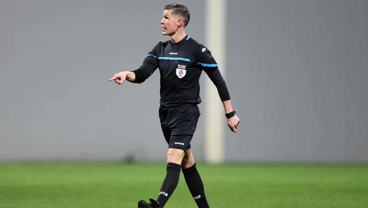 Sędziowie Karol i Marek Arysowie zadebiutowali w Ekstraklasie w meczu ...