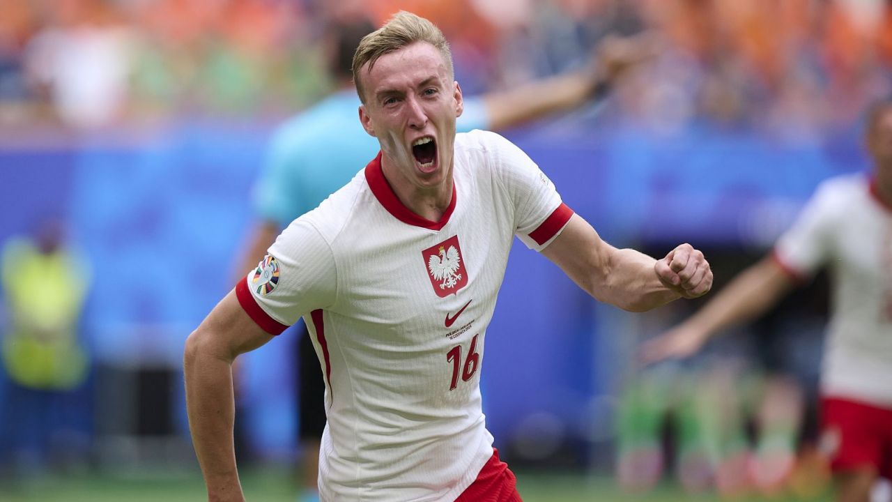 Adam Buksa piłkarzem Udinese. Kolejny Polak w klubie Serie A | TVP SPORT