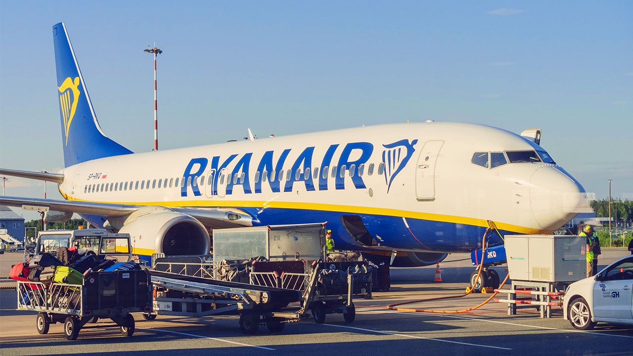 Włochy, Sardynia. Polak zmarł w samolocie Ryanair | TVP INFO