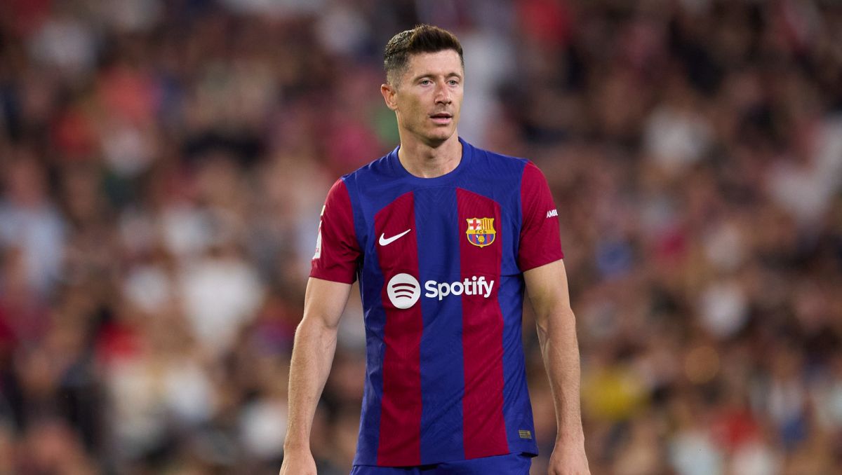 Robert Lewandowski mógł opuścić Barcelonę. Zdecydował się jednak na ...