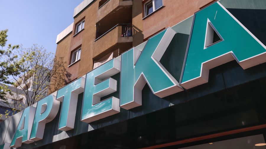 Nocny pożar w Warszawie. Ponad dwie godziny walki z ogniem i troje poszkodowanych