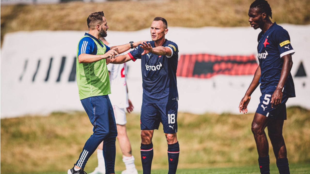 Raków Częstochowa i absurdalna sytuacja w sparingu ze Slavią ...