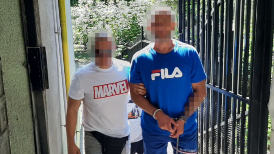 W amywa Si Do Dom w I Okrada Je Gdy Mieszka cy Spali 37 latek W W amywa Si Do Dom w I Okrada Je Gdy Mieszka cy Spali 37 latek W