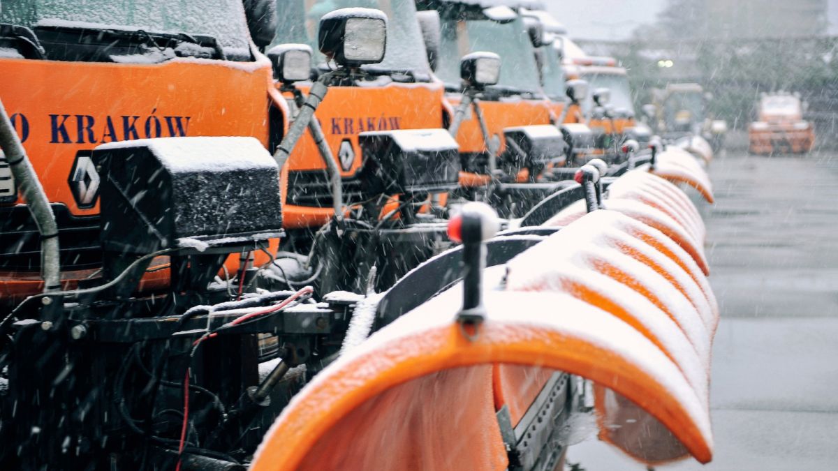 Alerts in force as freezing rain sweeps Poland