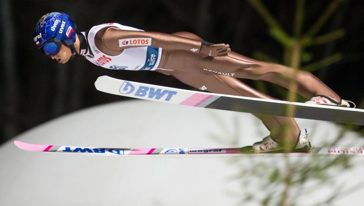 Letnie GP w skokach. Maciej Kot zwycięzcą konkursu w Wiśle, Kamil Stoch ...