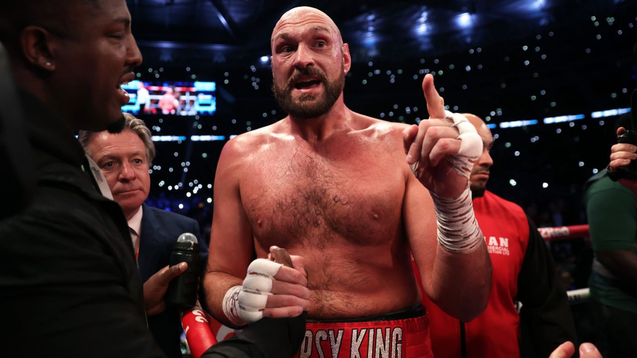 Boks. Walka Fury-Usyk musi poczekać. Do gry ponownie wszedł Anthony ...