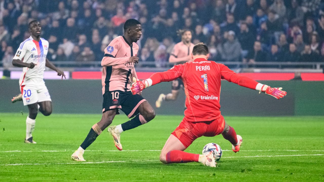 Piłkarze PSG wygrali 3:2 w Lyonie i umocnili się na pozycji lidera ...