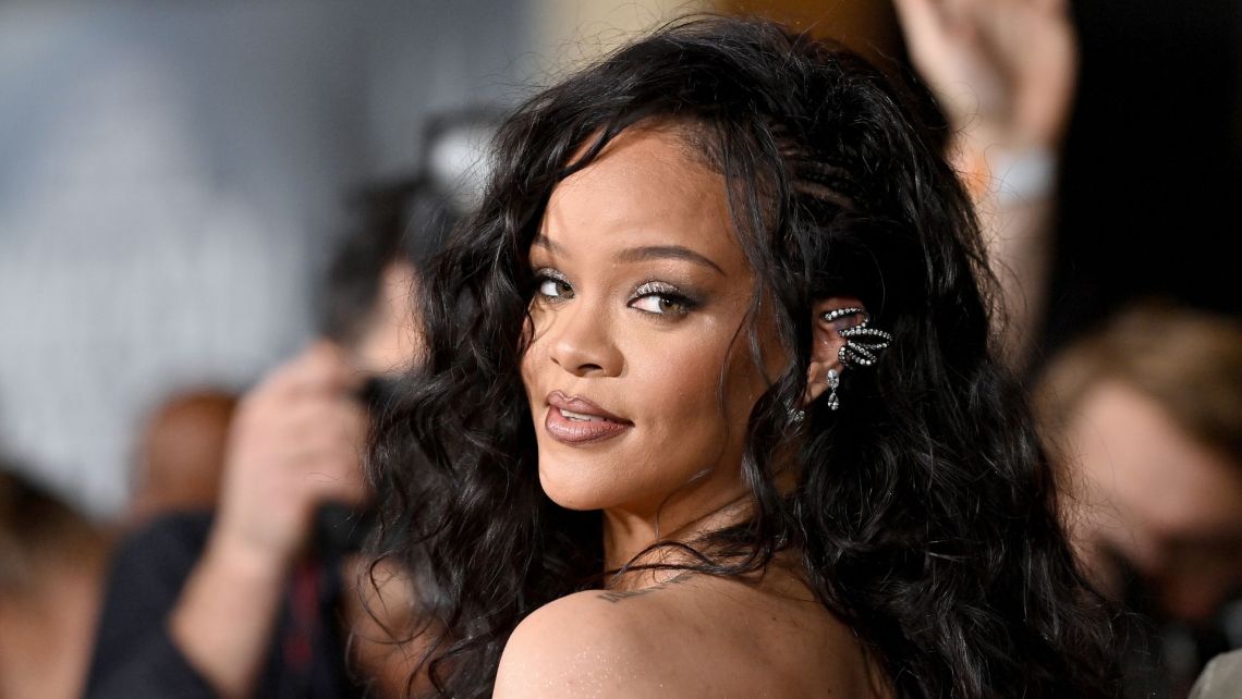 Rihanna świętuje dziś 36. urodziny. Jak wyglądało życie królowej popu?